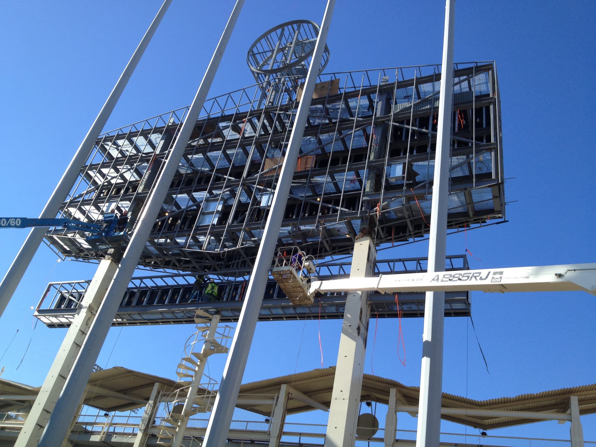 United Riggers & Erectors | Home