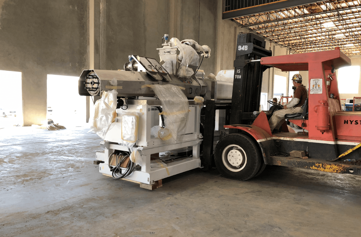 United Riggers & Erectors | Home